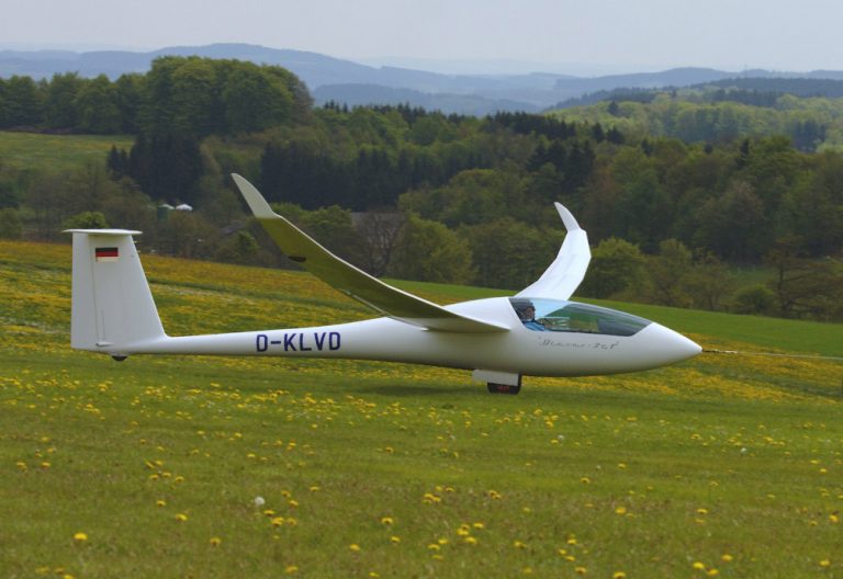 Segelflug - Luftsport-Club Dümpel e.V.